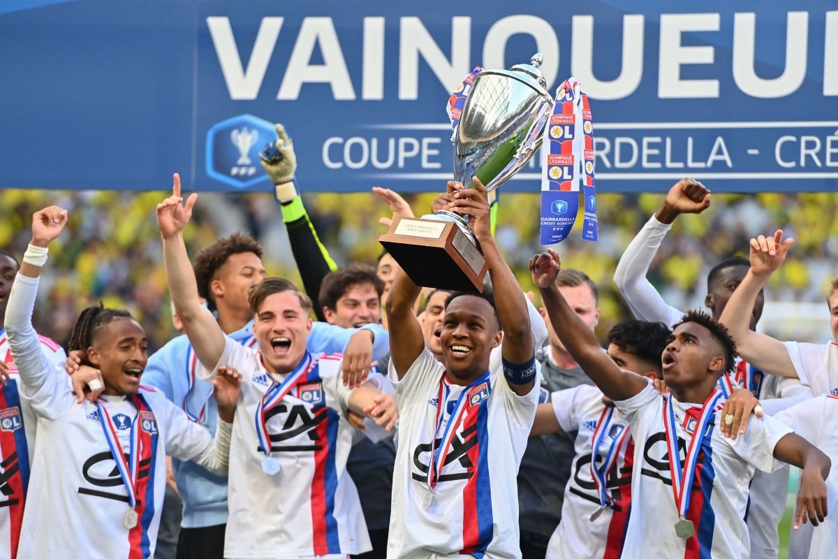 OL : 10 jeunes qui tapent à la porte du groupe pro