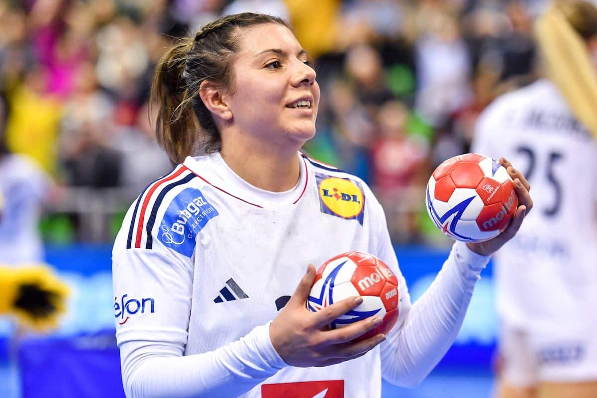 Laura Flippes (Paris 92) : pourquoi va-t-elle partir à Bucarest