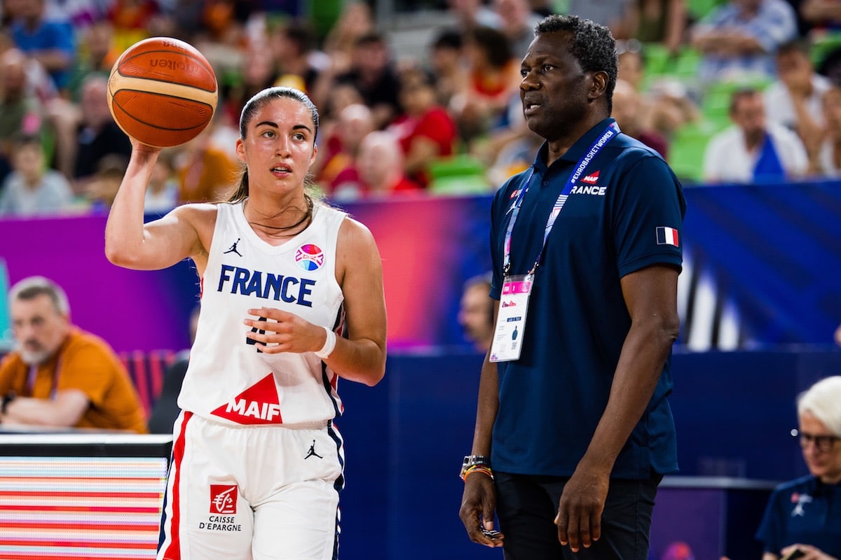 Equipe de France féminine : Jean-Aimé Toupane sur un siège éjectable