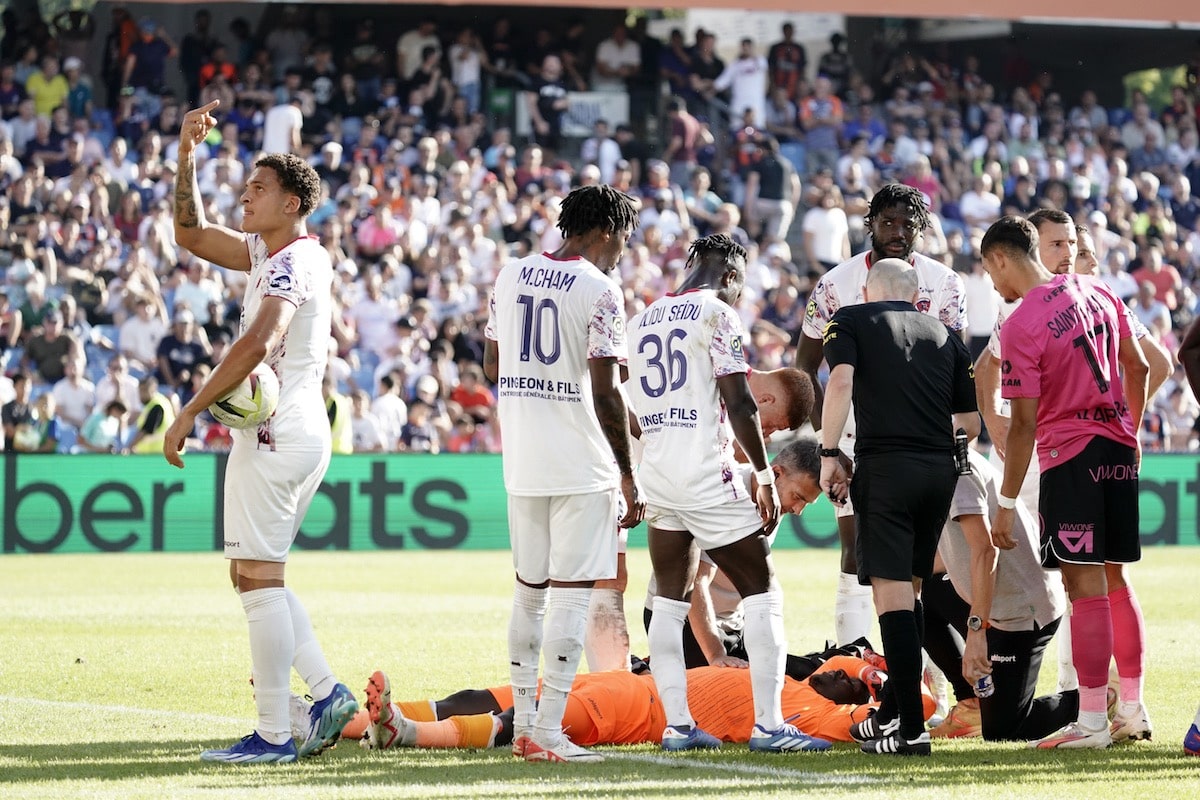 Score conservé et fin du match à rejouer : la moins mauvaise des ...