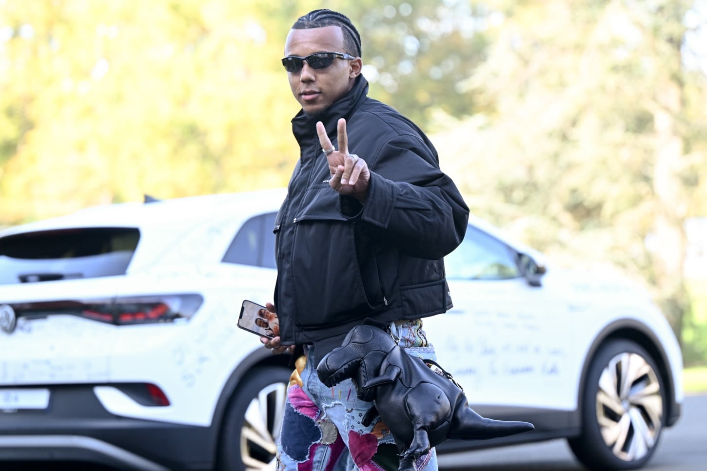 Equipe de France : les looks "fashion" de Jules Kounde